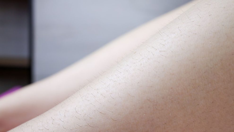 Best Exfoliator for Ingrown Hairs on Legs: Top Picks & Tips